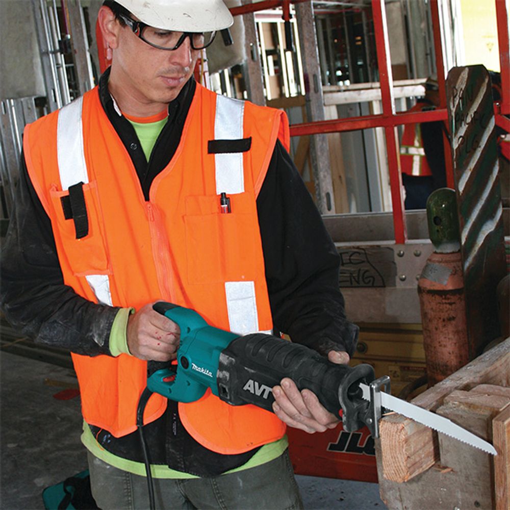 SERRA SABRE JR3070CT INDUSTRIAL 1510W 220V MAKITA - Cosama